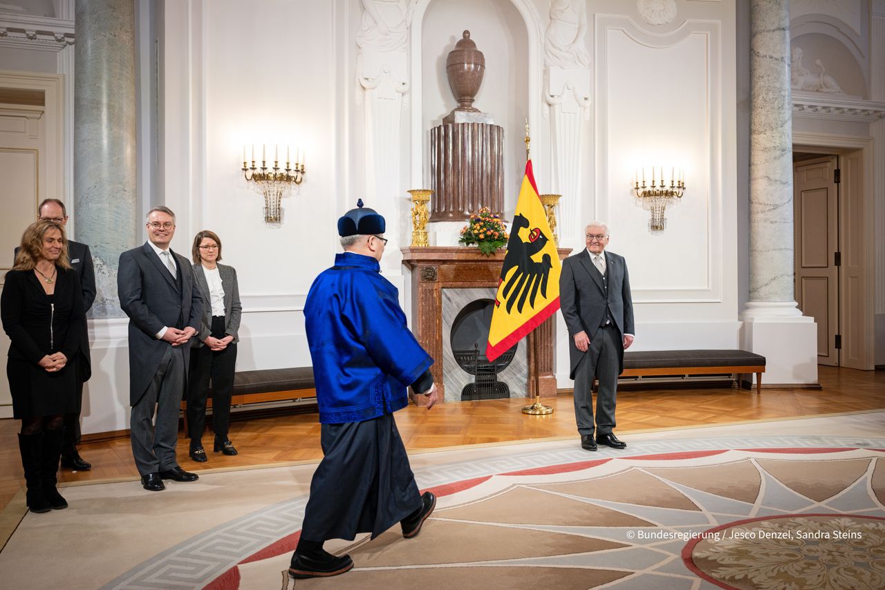 Staatsminister | Dr. Tobias Lindner MdB